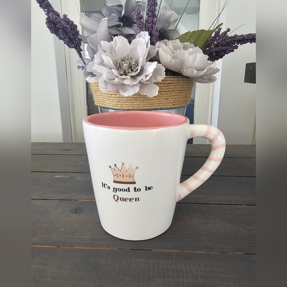 GANZ | Dining | Vintage Ganz Queen Coffee Cupmug | Poshmark